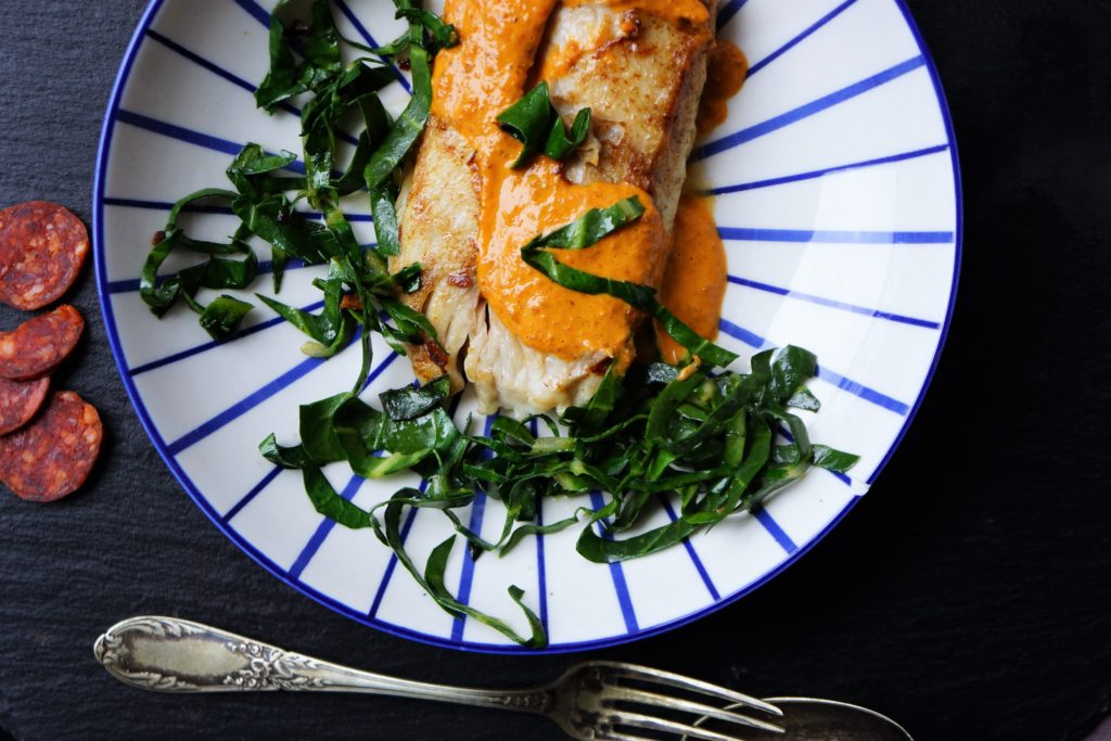 Pavé de poisson, sauce chorizo